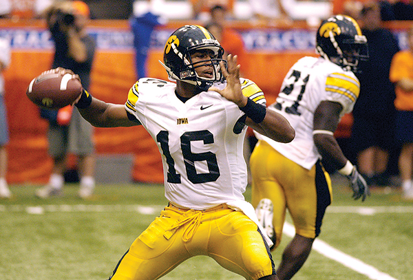 Ex-QB Manson named to Iowa’s staff | News, Sports, Jobs - Times Republican